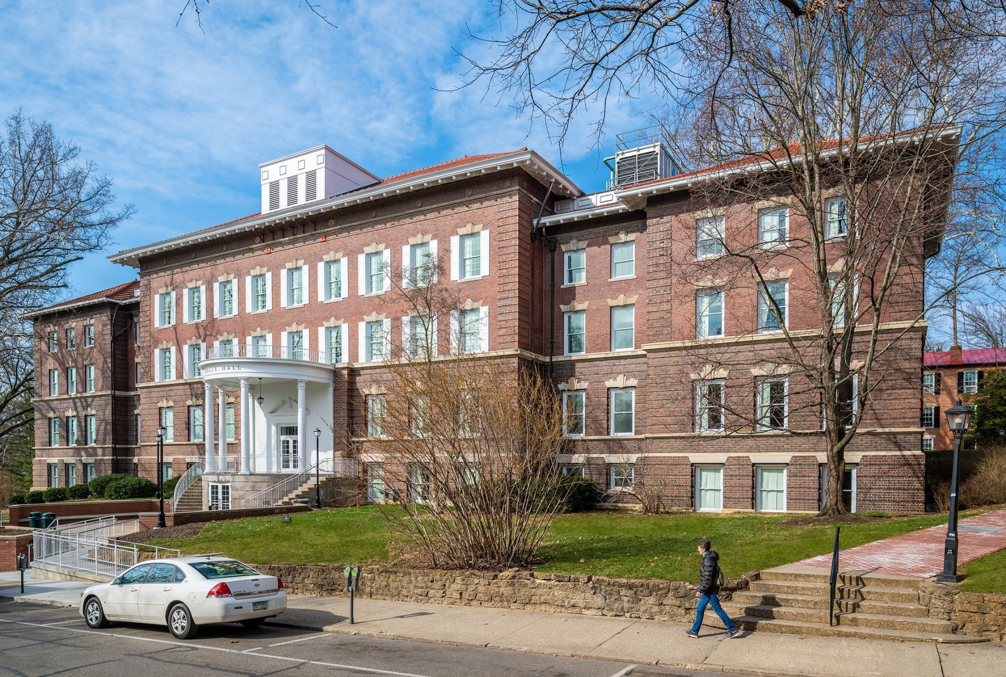 Ellis Hall Renovation | Case Studies | Champlin