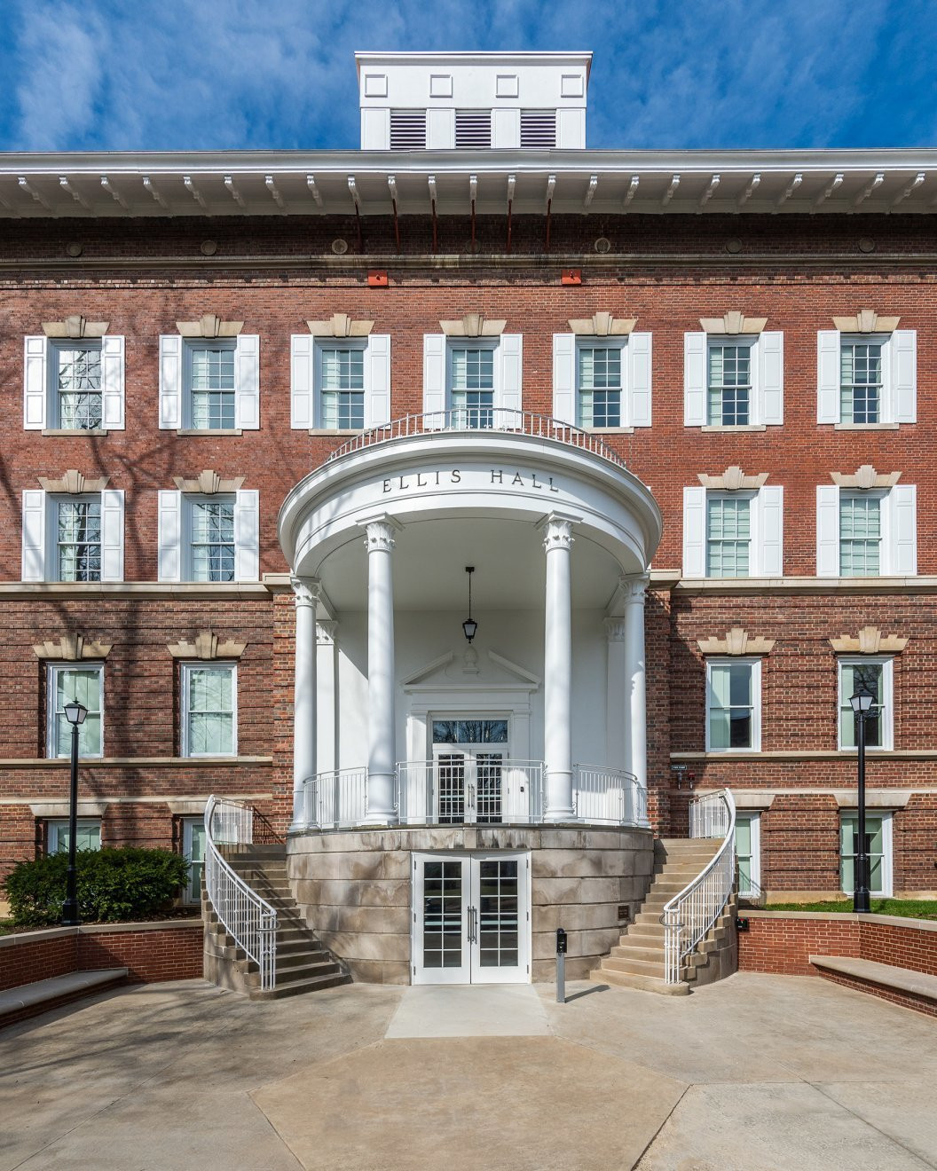 Ellis Hall Renovation | Case Studies | Champlin